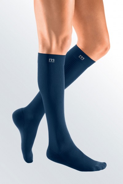 Medi Mediven Active Class 2 Navy Below Knee Compression Socks for Men ...